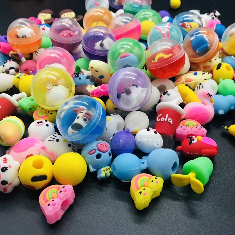 Wholesale 32mm Capsule Ball with Assorted Action Figures