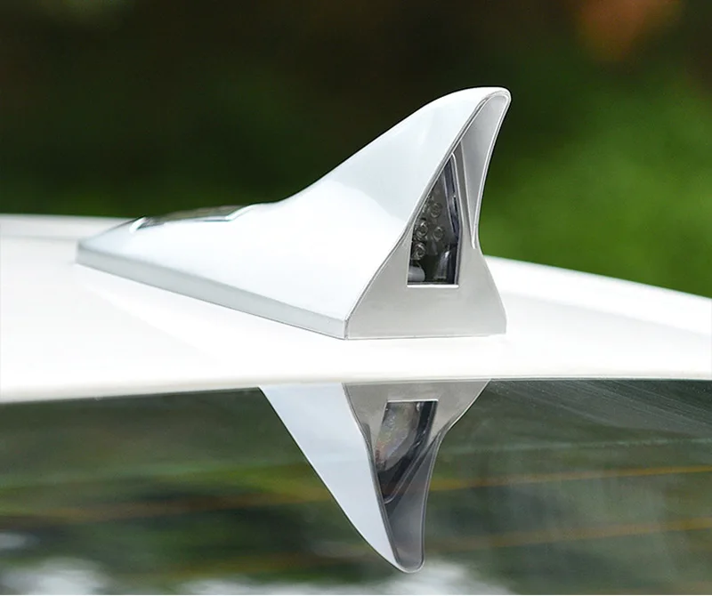 Universal Car Solar Powered LED Flashing Antenna Light