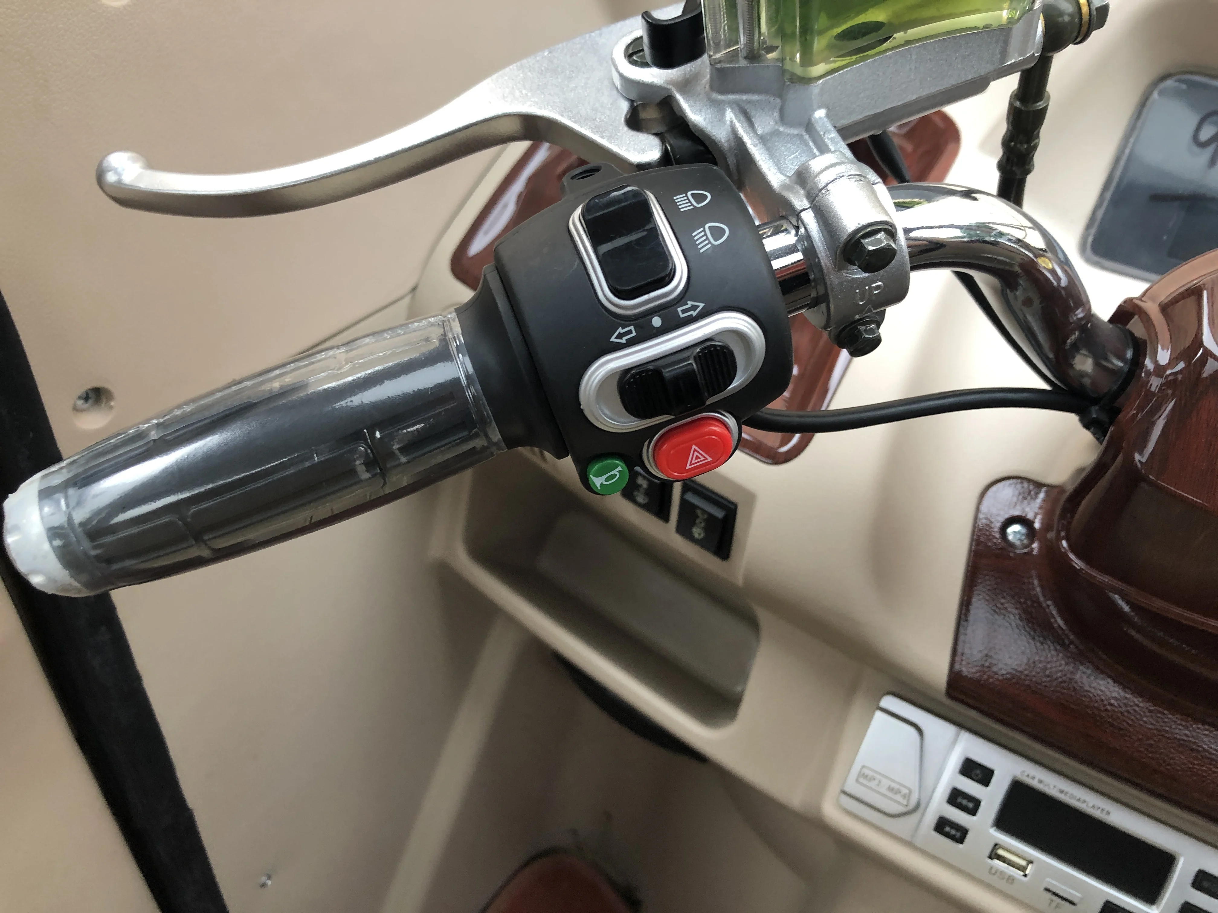 3 Wheel Electric Mobility Closed Small Bike Scooter/trike For Passenger ...