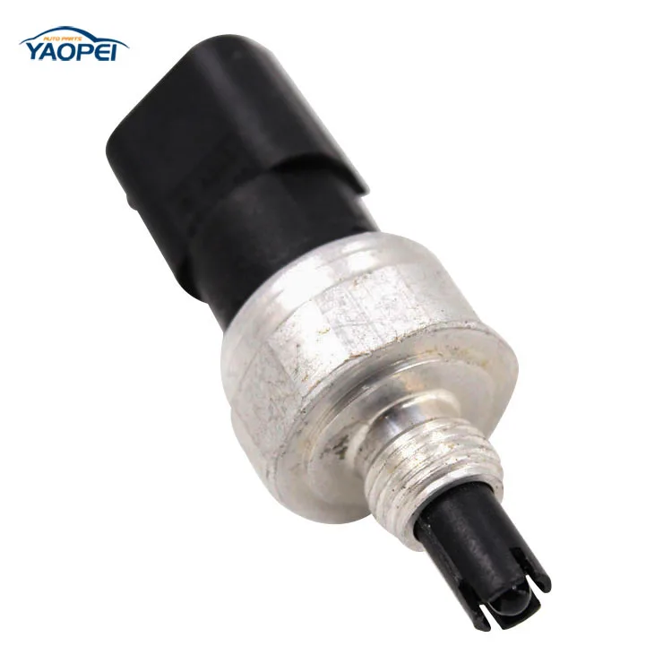 Mercedes Benz A/C Pressure Sensor 2038300472 - Reliable Performance