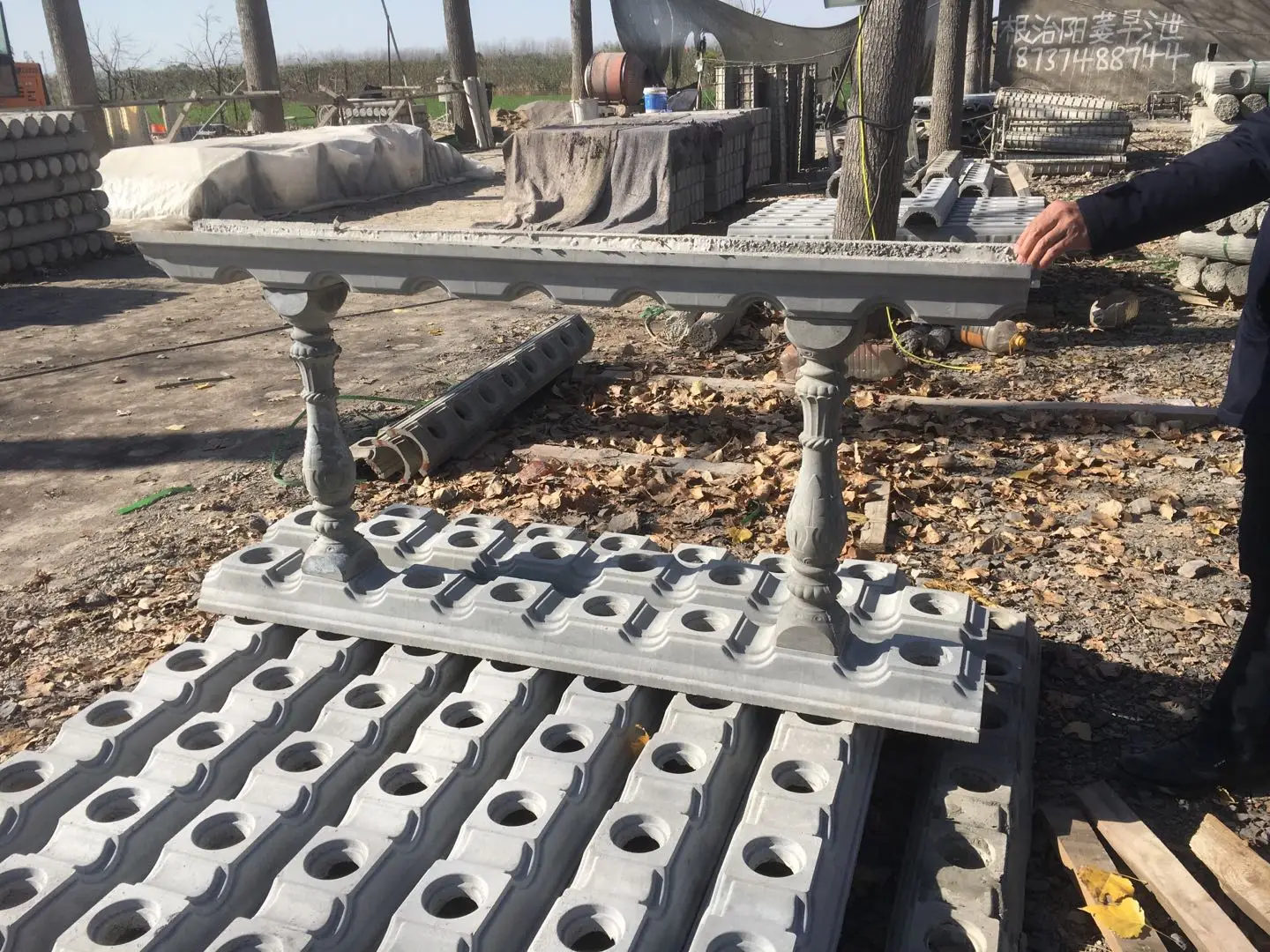 Precast Concrete Balustrade Rail Base Beam Mold for Sale