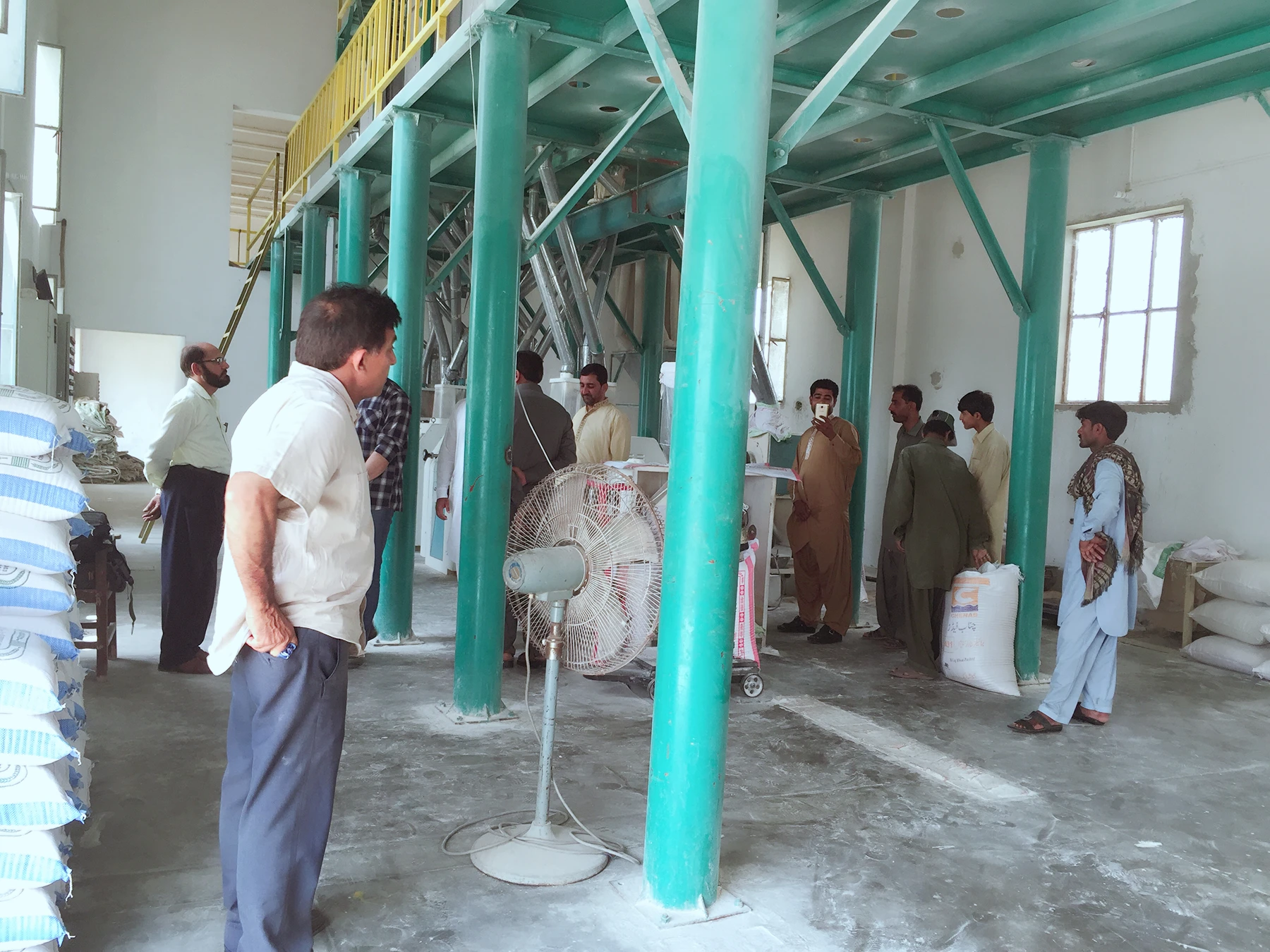 30T Maize Meal Grinding Machine - Efficient Flour Mill