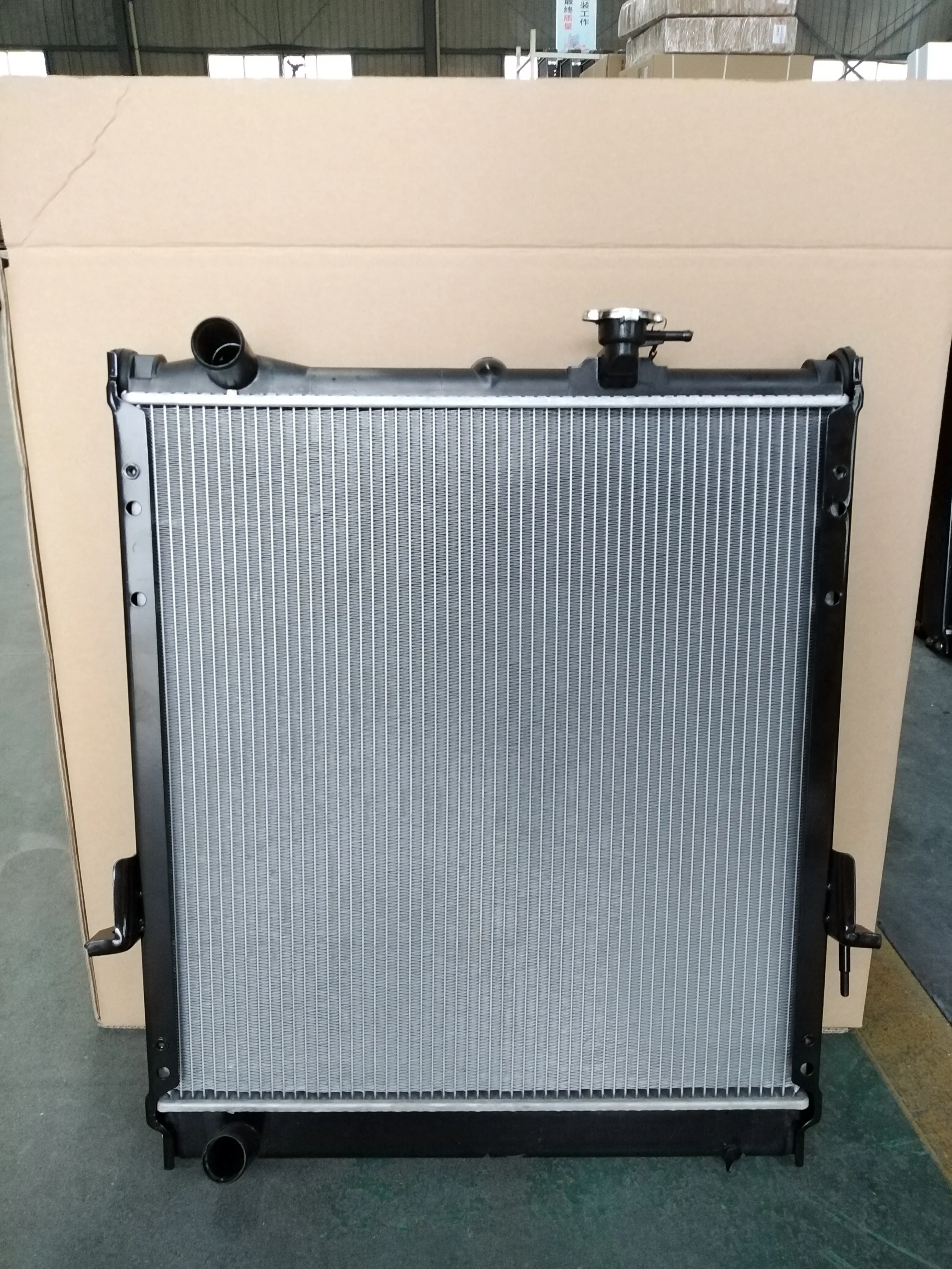 ISUZU Truck Radiator - 8973543650 - 4LB1 4LE1 4LE2