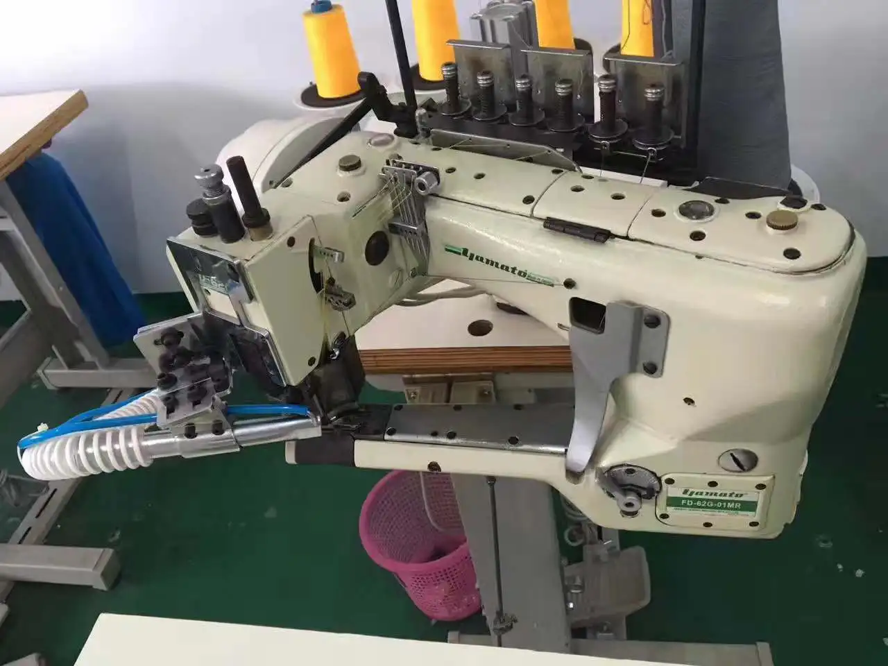 Used Yamato Fd6200 Four Needle Six Thread Flat Seammer Chain Stitch ...