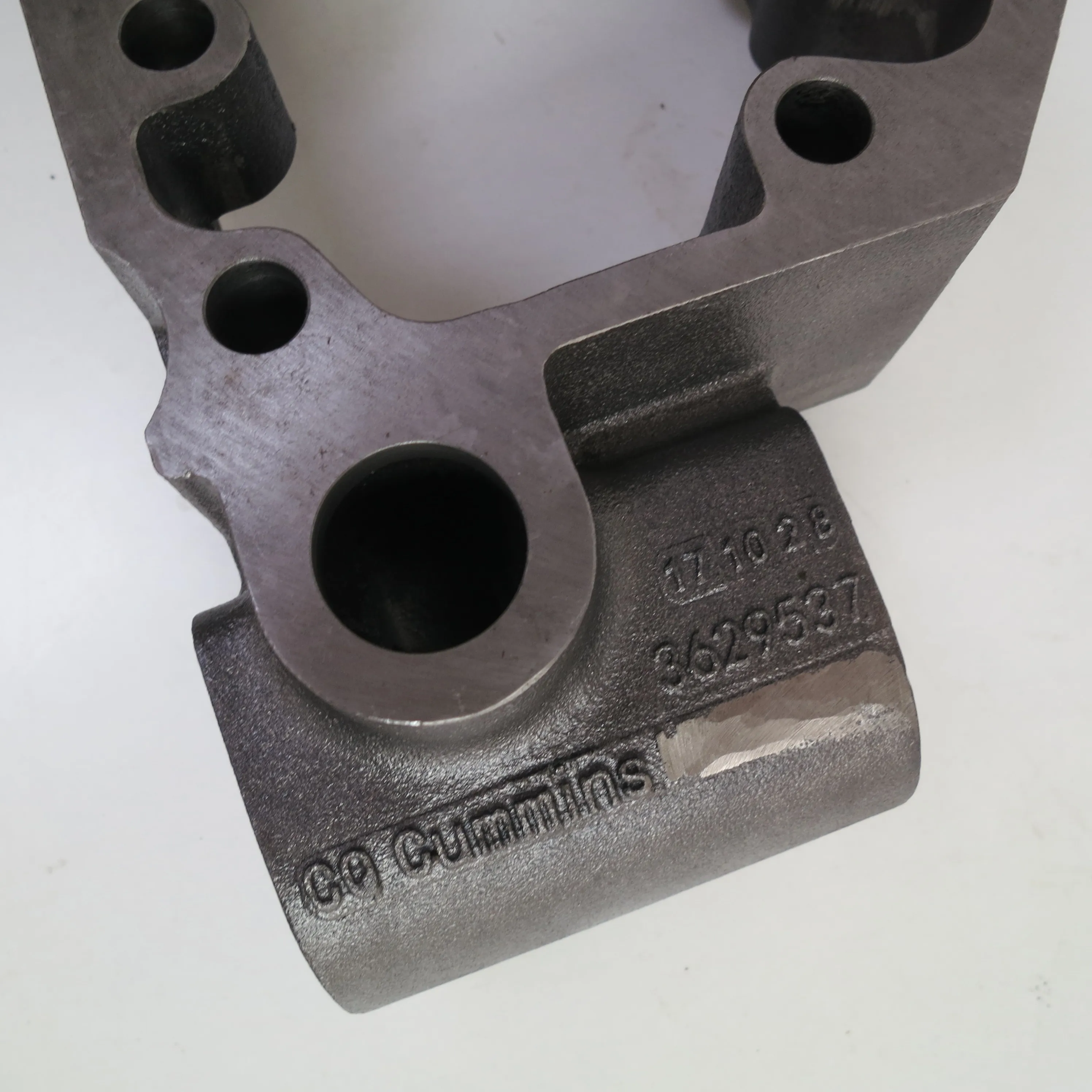 Diesel Engine Parts Rocker Lever Housing Engine Rocker Lever Housing ...