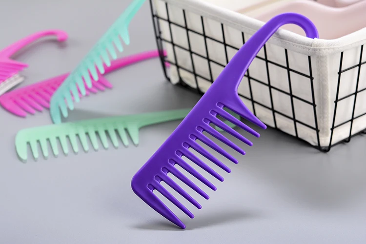 Wholesale High Quality Plastic Non-tangled Wide Tooth Comb Curved Hook ...