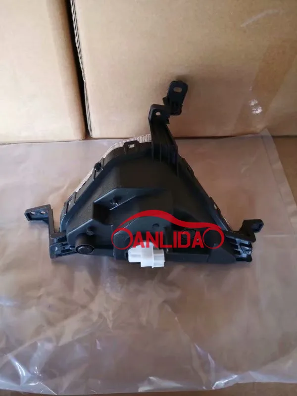 92301-F2500 92302-F2500 for ELANTRA 2019 FOG LAMP - 1 YEAR WARRANTY