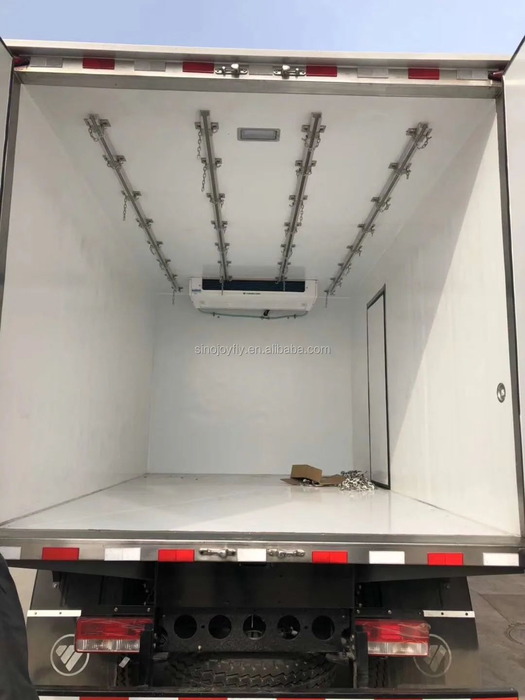 Refrigerated Truck Ckd Reefer Panel Truck Body - Buy Refrigerator ...