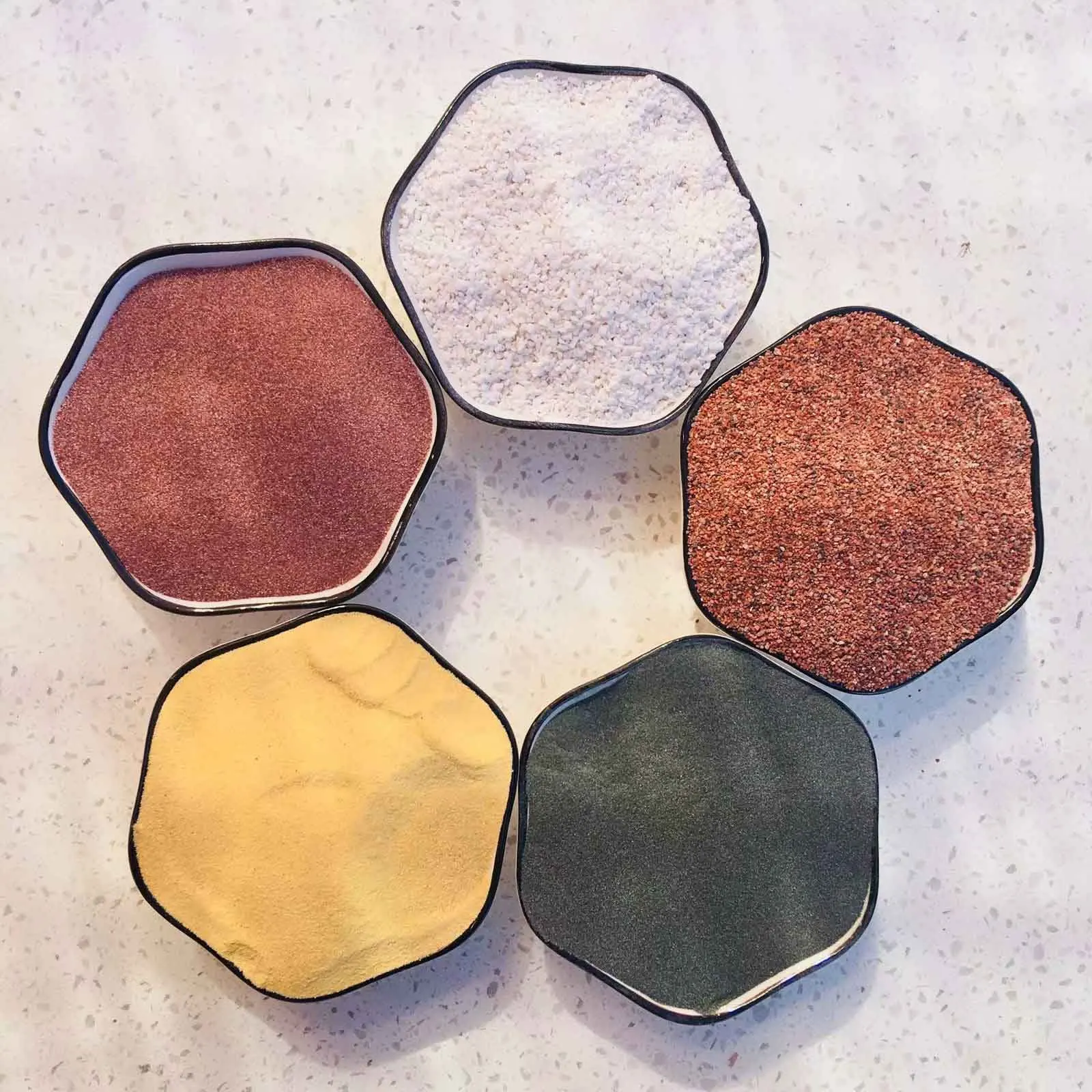 Black Quartz Sand - Decorative Colored Sand for Aquariums