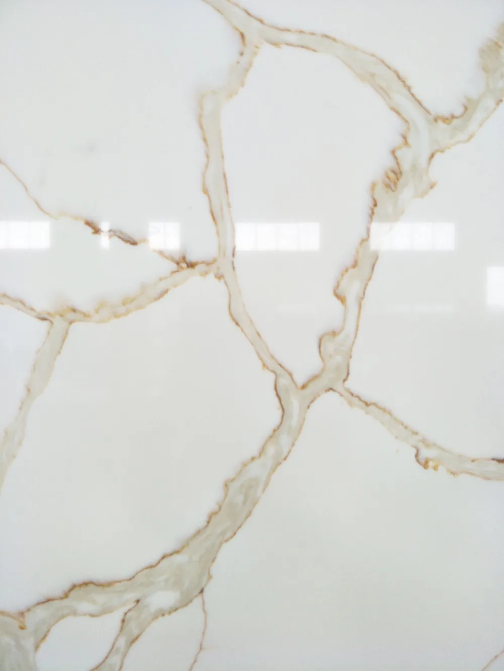 Artificial Calacatta Quartz: Engineered Calcata Stone and Calcutta Gold ...