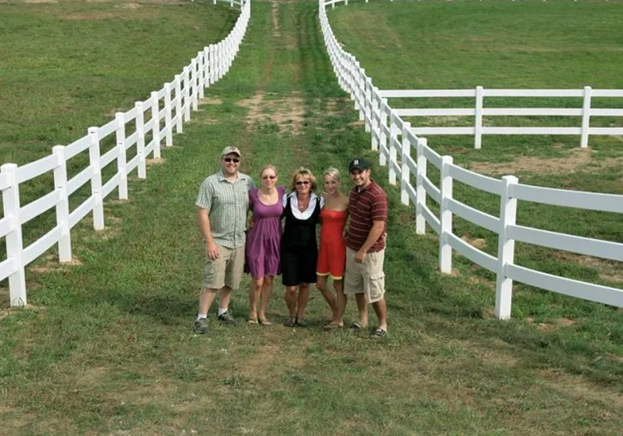 Shanghai Longjie Plastics Co., Ltd. - PVC Fence