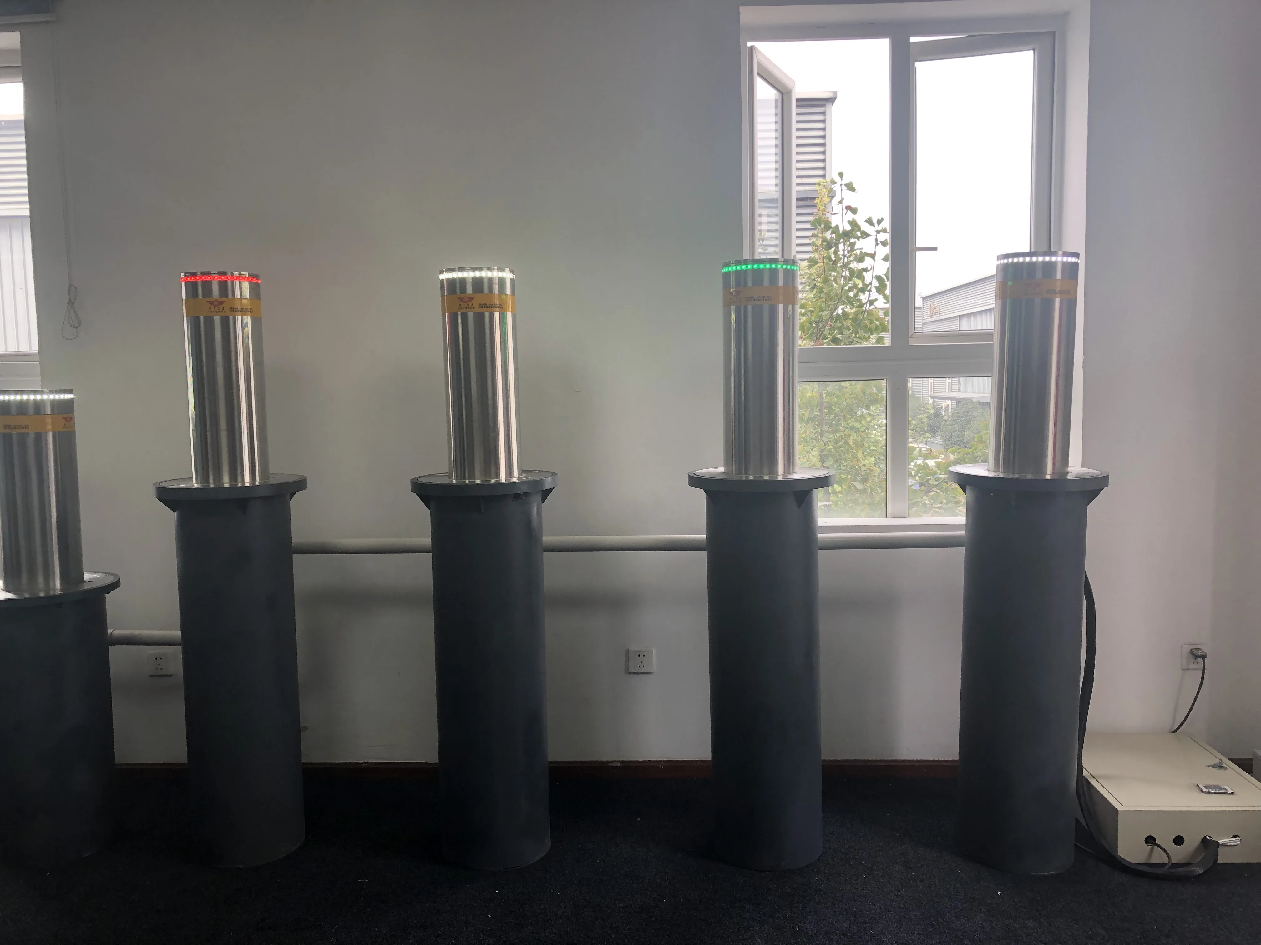 Waterproof Lifting Column Stainless Steel Bollard Automatic Rising ...