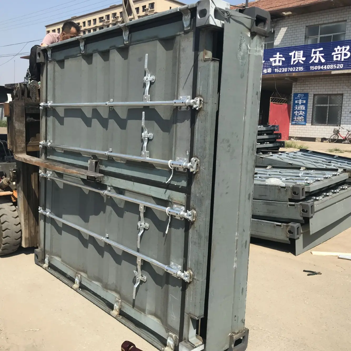 Assembled Or Container Door Parts Shipping Container Door - Buy ...