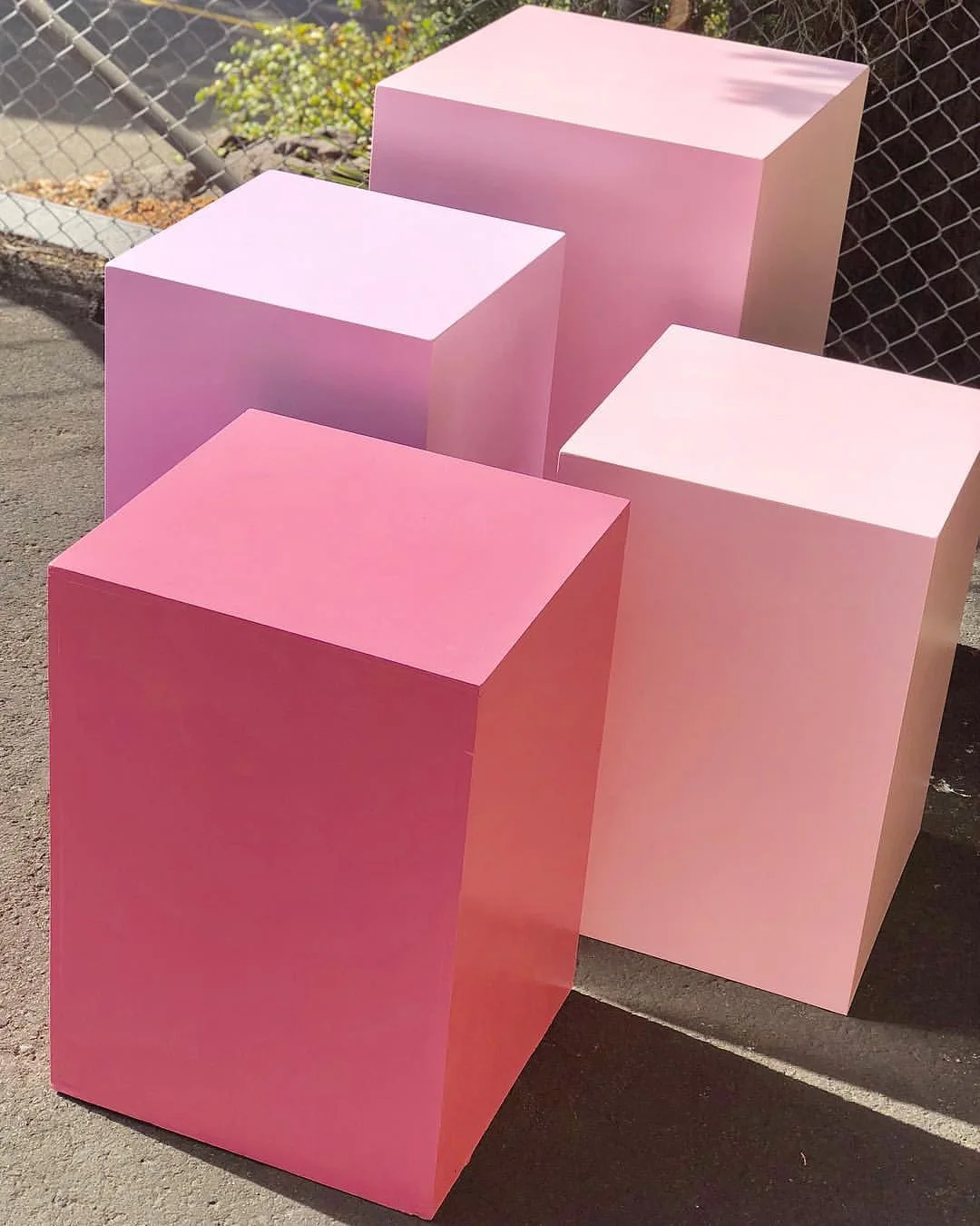 Wholesale Big Acrylic Round Cylinder Plinth White Acrylic Display ...