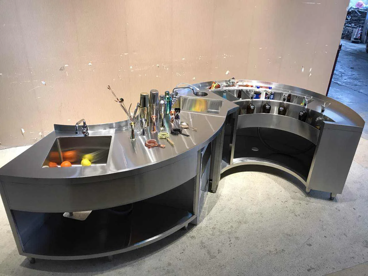 Commercial Cocktail Round Bar Station Design For Cocktail Bar Equipment