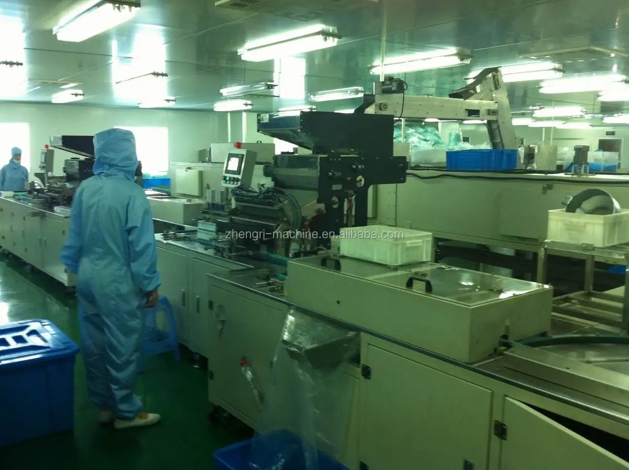 Hypodermic Needle Assembly Machine - Precision & Efficiency