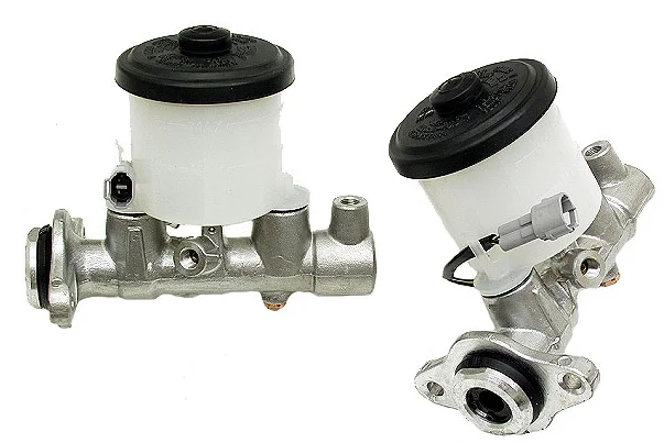 制动主缸鹰首脑mirage Colt Mb858809 Mb534481 Mr129910 37944 12552 18m656 ...