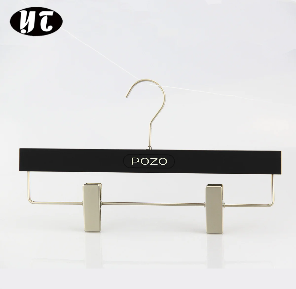 Black Plastic Rubber Coated Hanger Office Coat Hangers Garment Hanger ...
