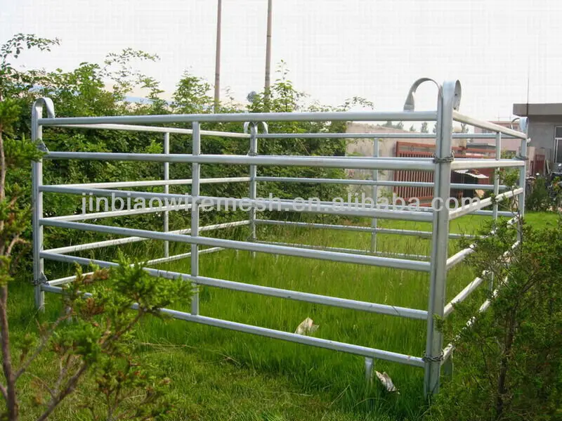 Galvanized Heavy Duty Farm Gates Design For Sale - Buy Farm Gates For ...
