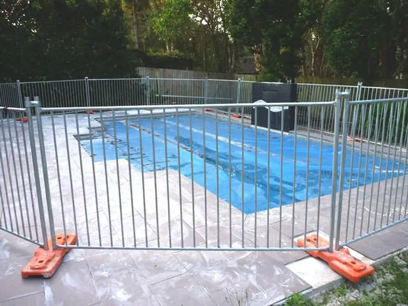 Safe and Stylish Pool Fencing - Durable and Easy to Install
