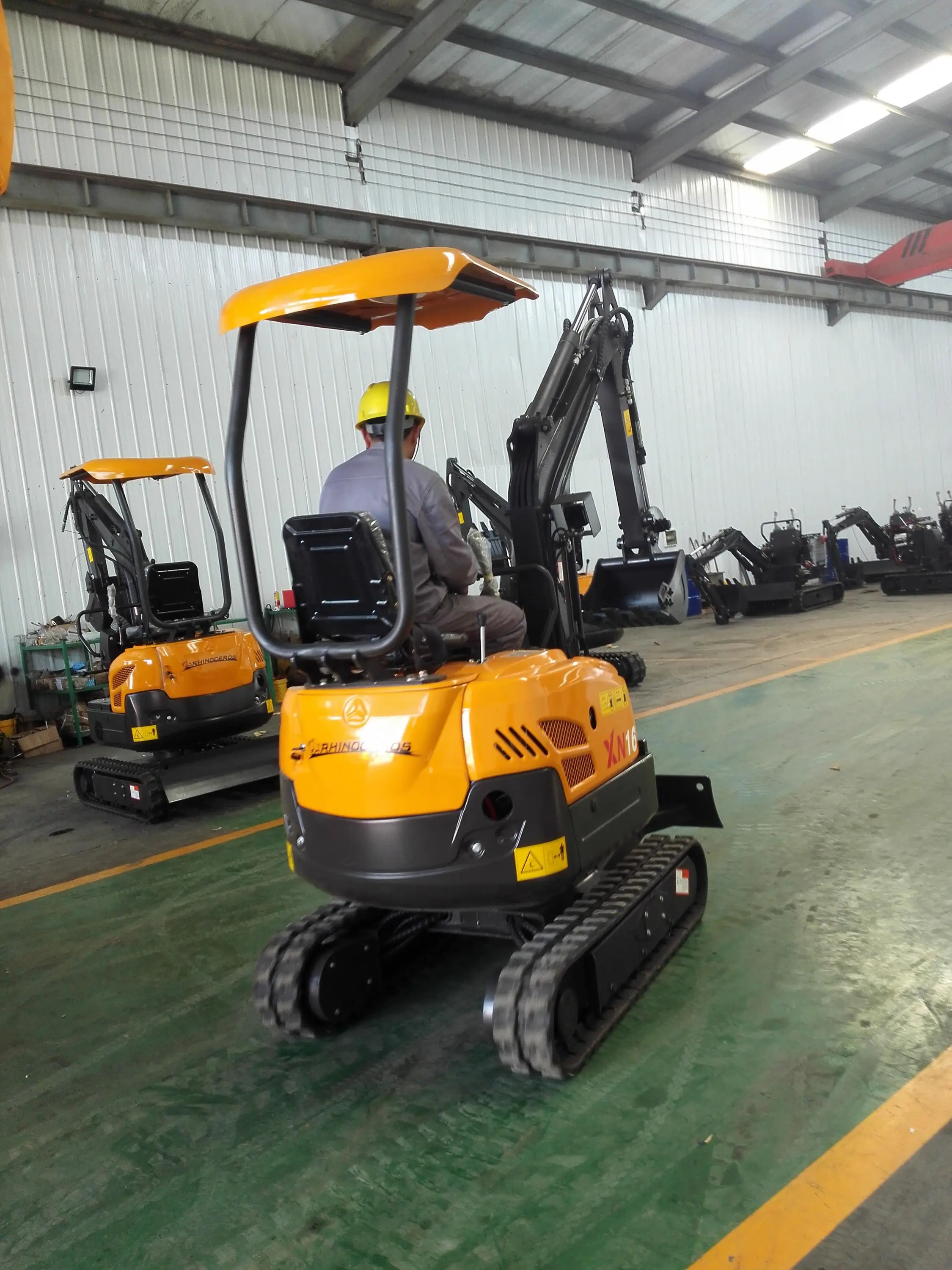 Rhinoceros 1.6ton Mini Excavator Xn16 For Sale/small Mini Excavator 1 ...