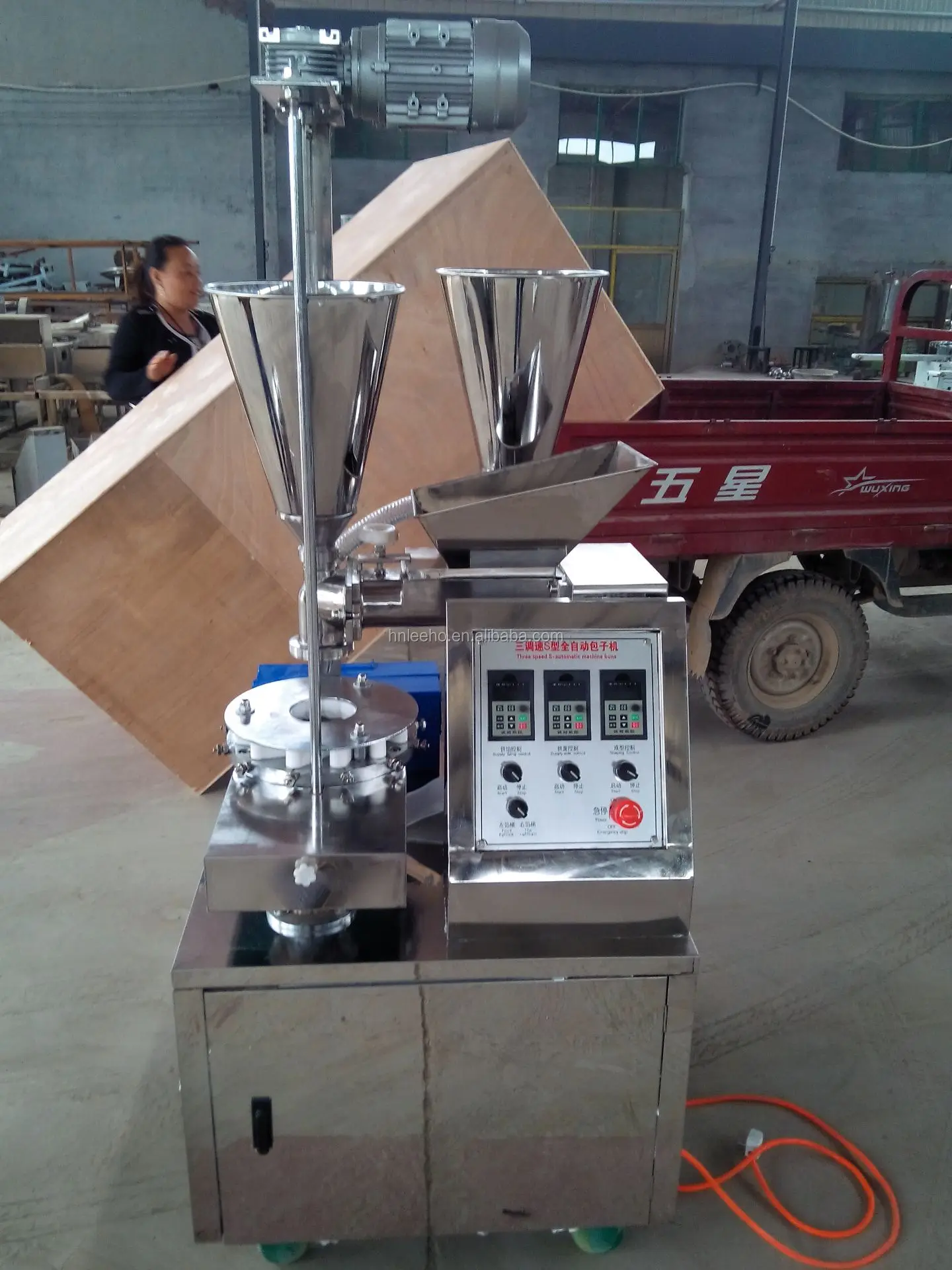 Full Automatic Baozi Steamed Stuffed Bun Momo Filling Making Machine ...