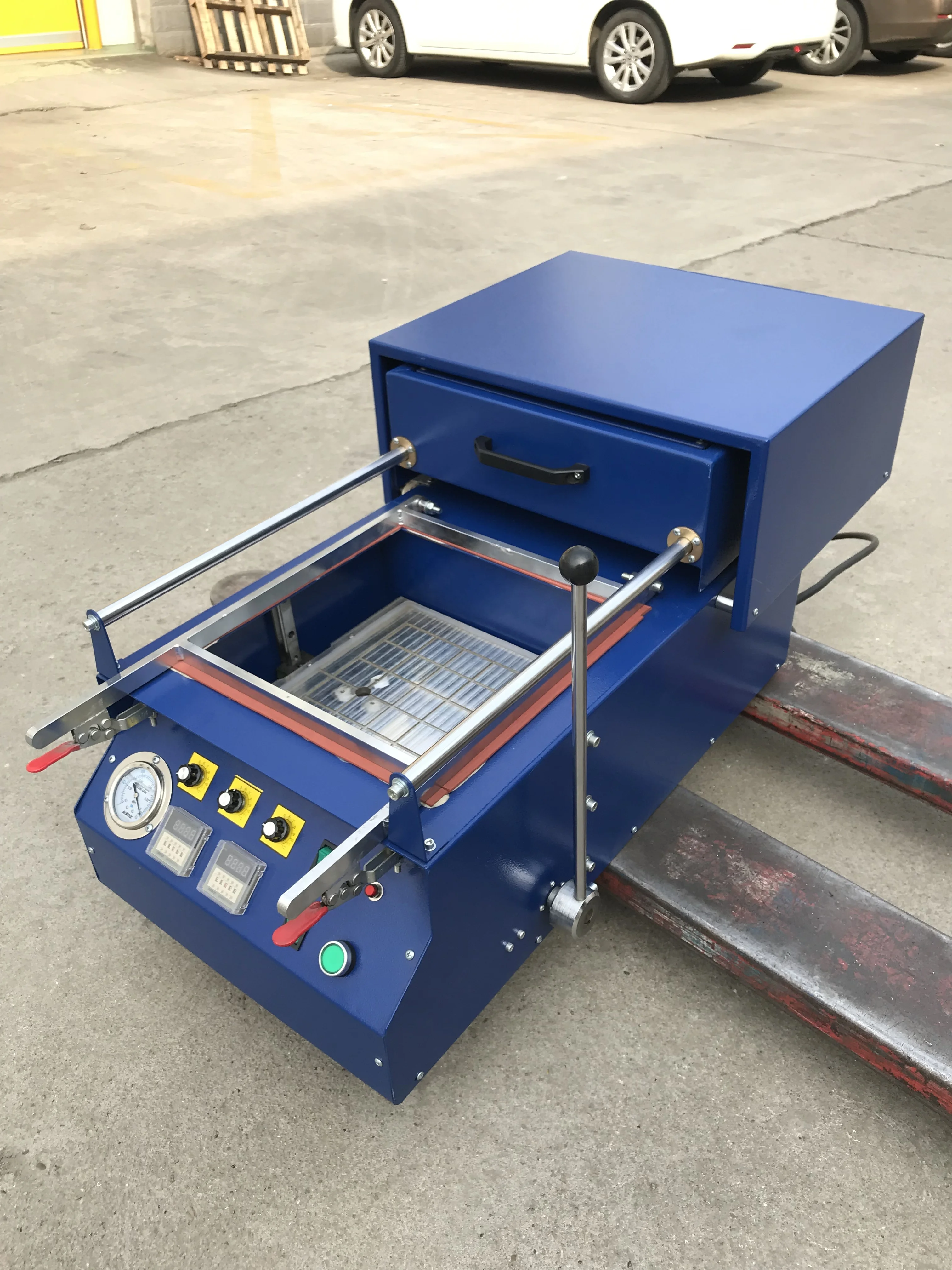 Mini Proform Vacuum Forming Machine - Buy Proform Vacuum Forming ...