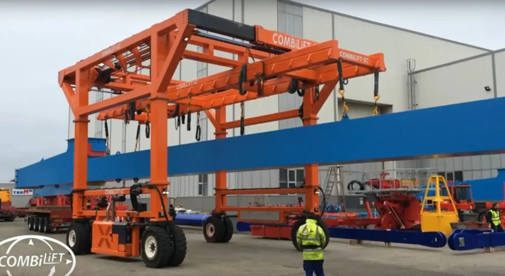 Reach Stackers And Gantry Cranes Tire 18.00-25 - Buy Reach Stackers ...