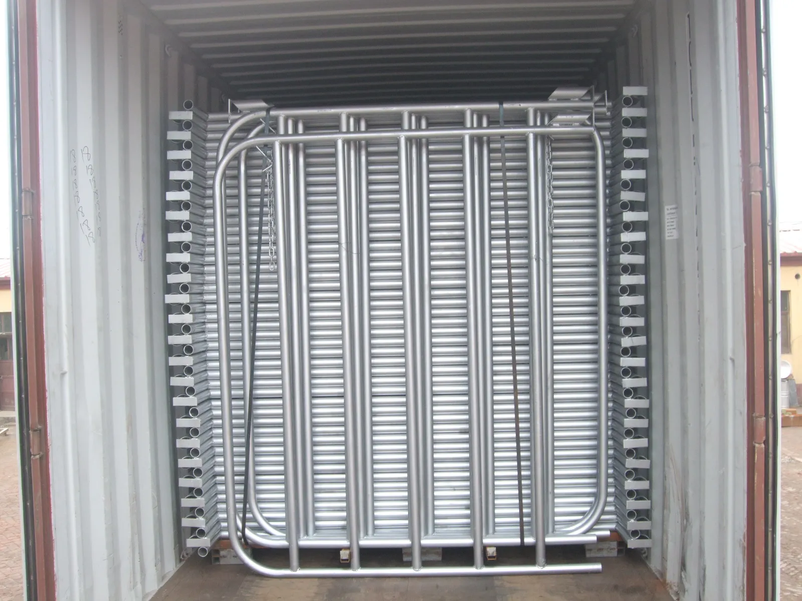 Heavy Duty Galvanized Livestock Cattle Panel - Durable & Versatile