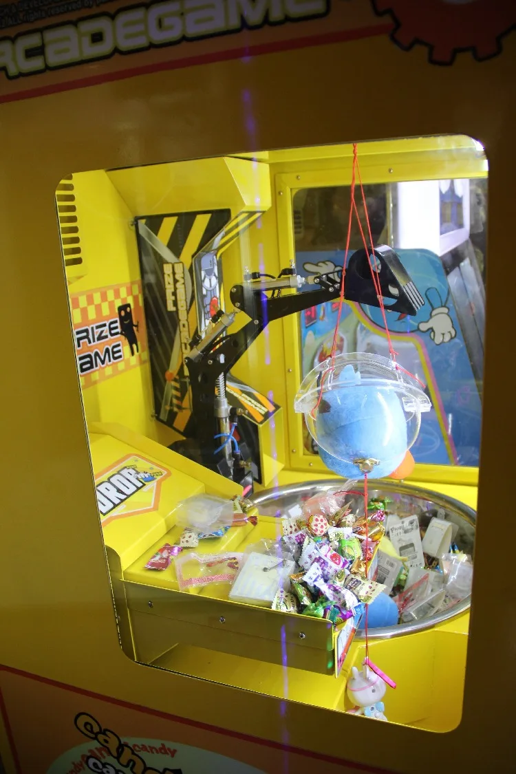 Candy Crane Gift Push Ticket Game Machine - Fun & Customizable