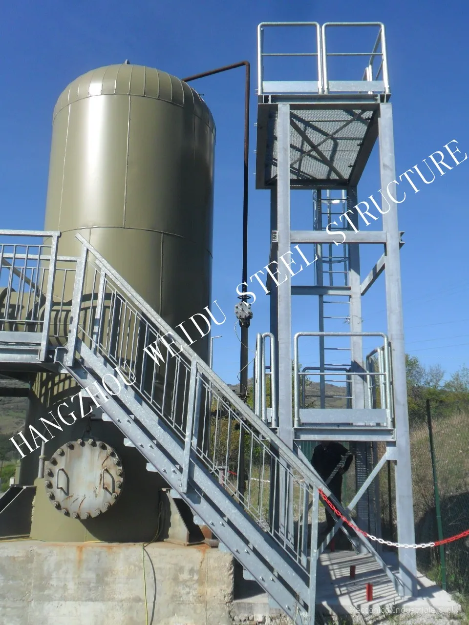 Fiberglass Tower Water Tank - Durable Steel Structure