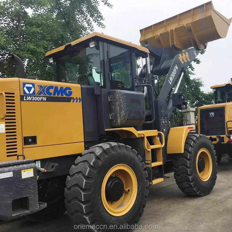 3000 kg Mini articulado cargadora de ruedas pequeñas frente rackor ...