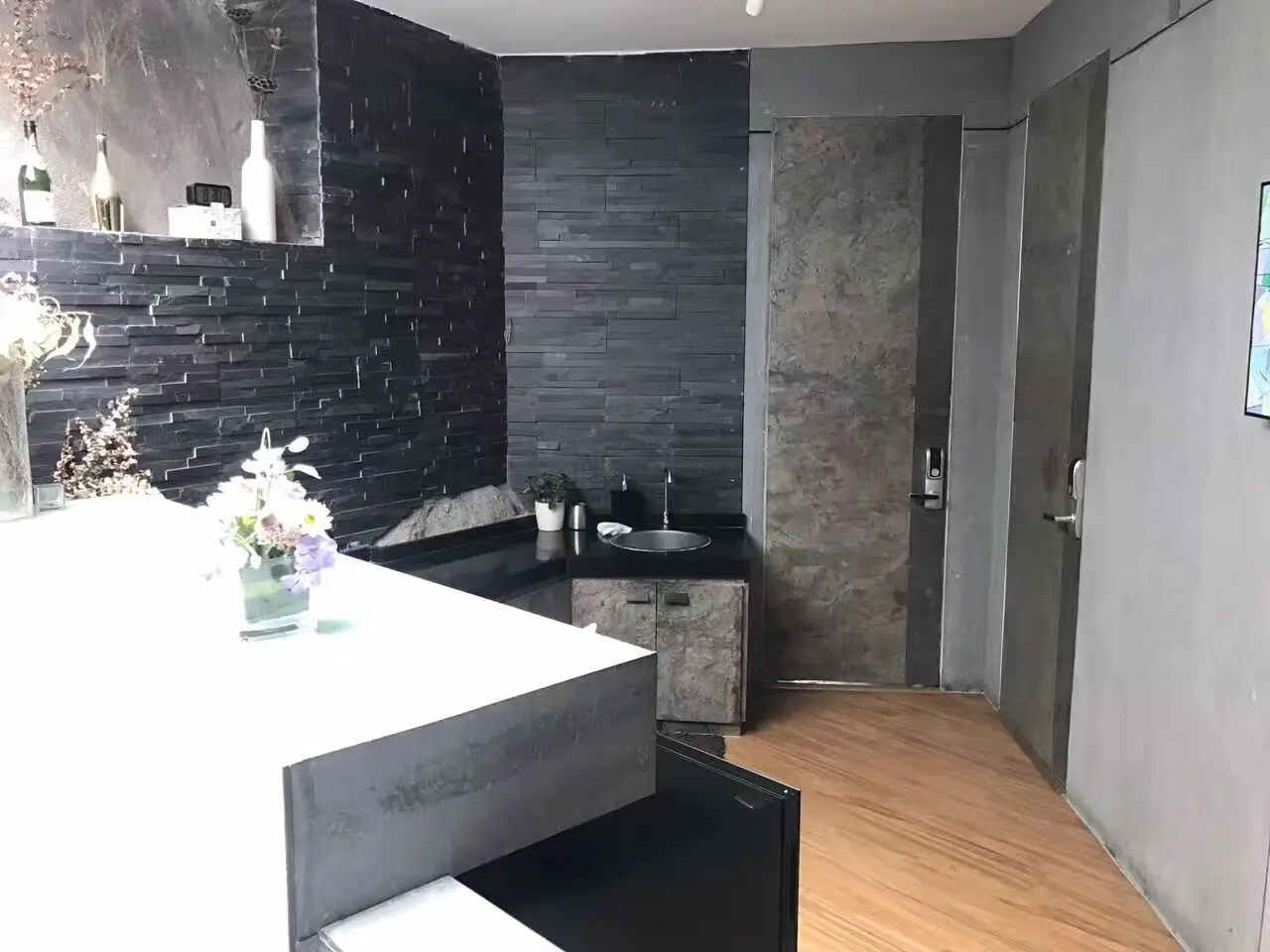 Interior and Exterior Natural Stone Wall Slate Panels