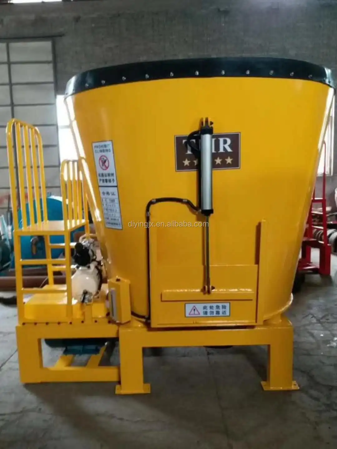 Vertical Tmr Feed Mixer Machine - Buy Vertical Tmr Mixer,Tmr Feed Mixer ...