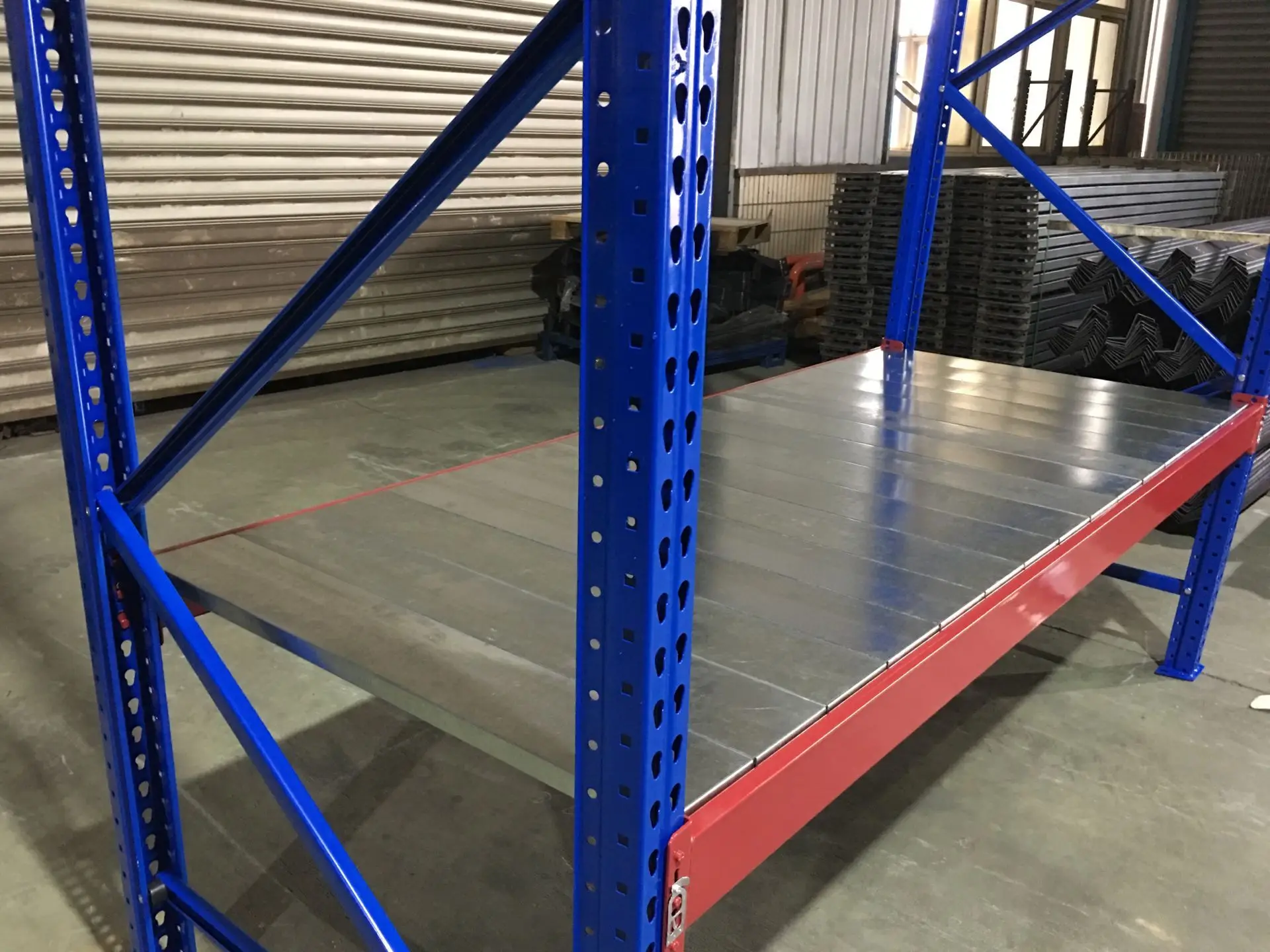 Teardrop Frame Step Beam Warehouse Storage Pallet Rack