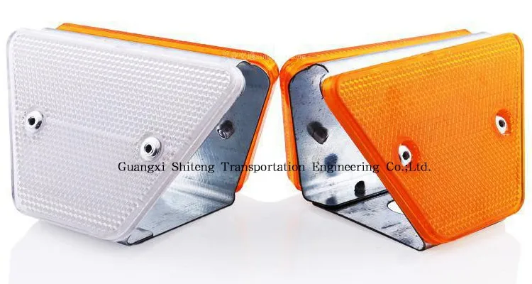 Road Traffic Safe Guardrail Used Red Color Double Side Pmma Plastic ...