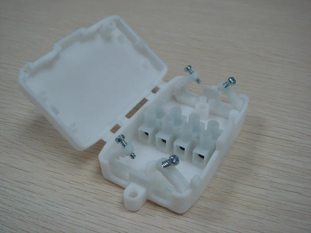 4 Pole Plastic Terminal Box for LED Lighting - Durable & Efficient