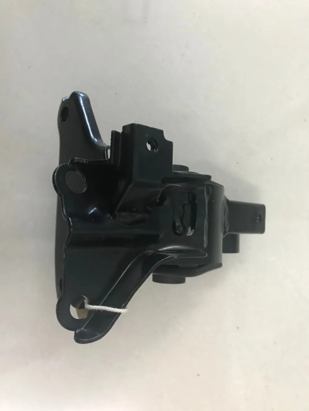 21830-2f010 21830-2f000 Auto Transmission Mount Engine Motor Mount ...