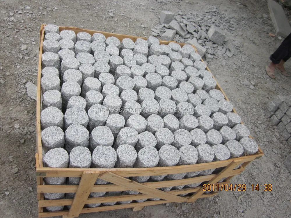 Natural Stone Garden Edge Stone Palisade Guard Rails Pillars Barriers