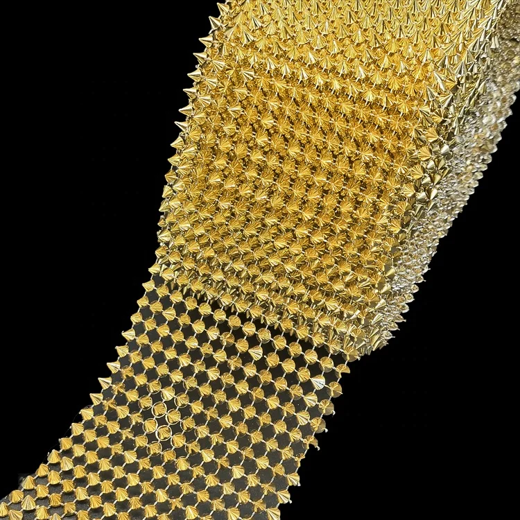 批发 14 行 Spike Mesh Roll Trim Gold Color Conicalness Roll For Costes ...