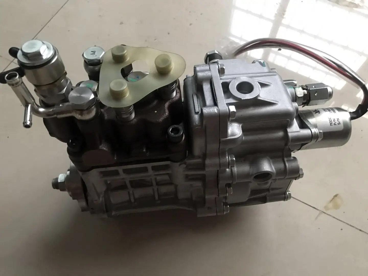 Pc200-7 Pc220-7 Fuel Injection Pump 6738-71-1110 - Buy 6738-71-1110 ...