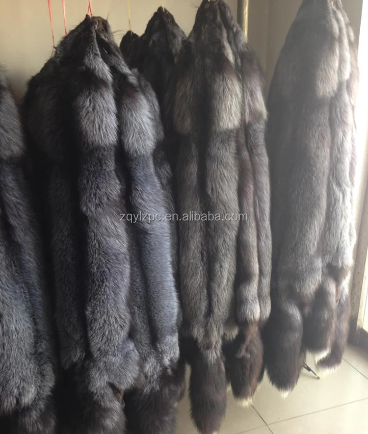 Wholesale Natural Color Raw Silver Fox Fur Skin / Real Pelt For Garment ...
