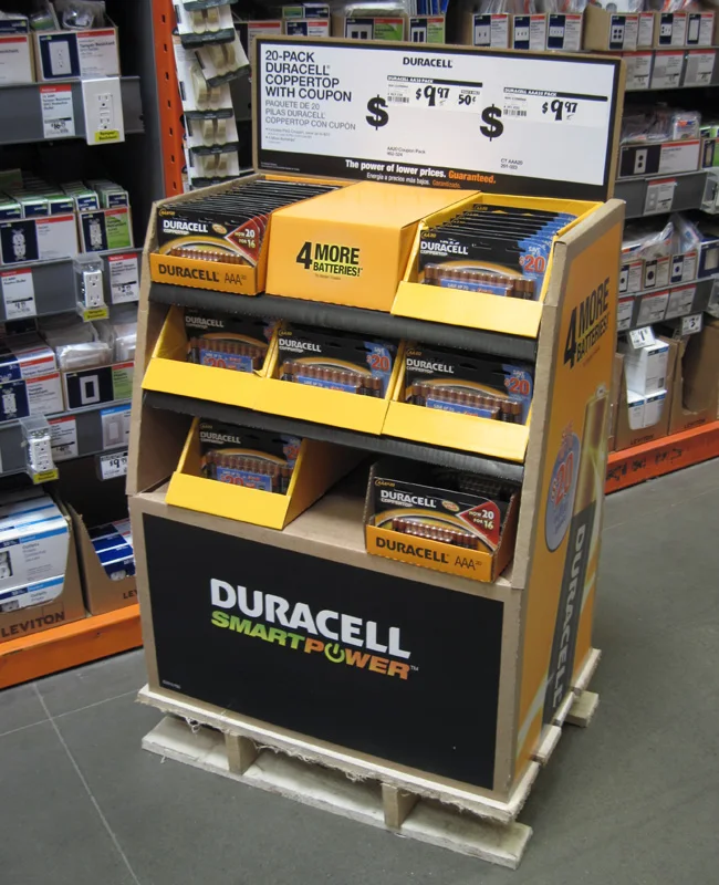Supermarket Shelves Battery Duracell Battery Stand Shelves Supermarket ...
