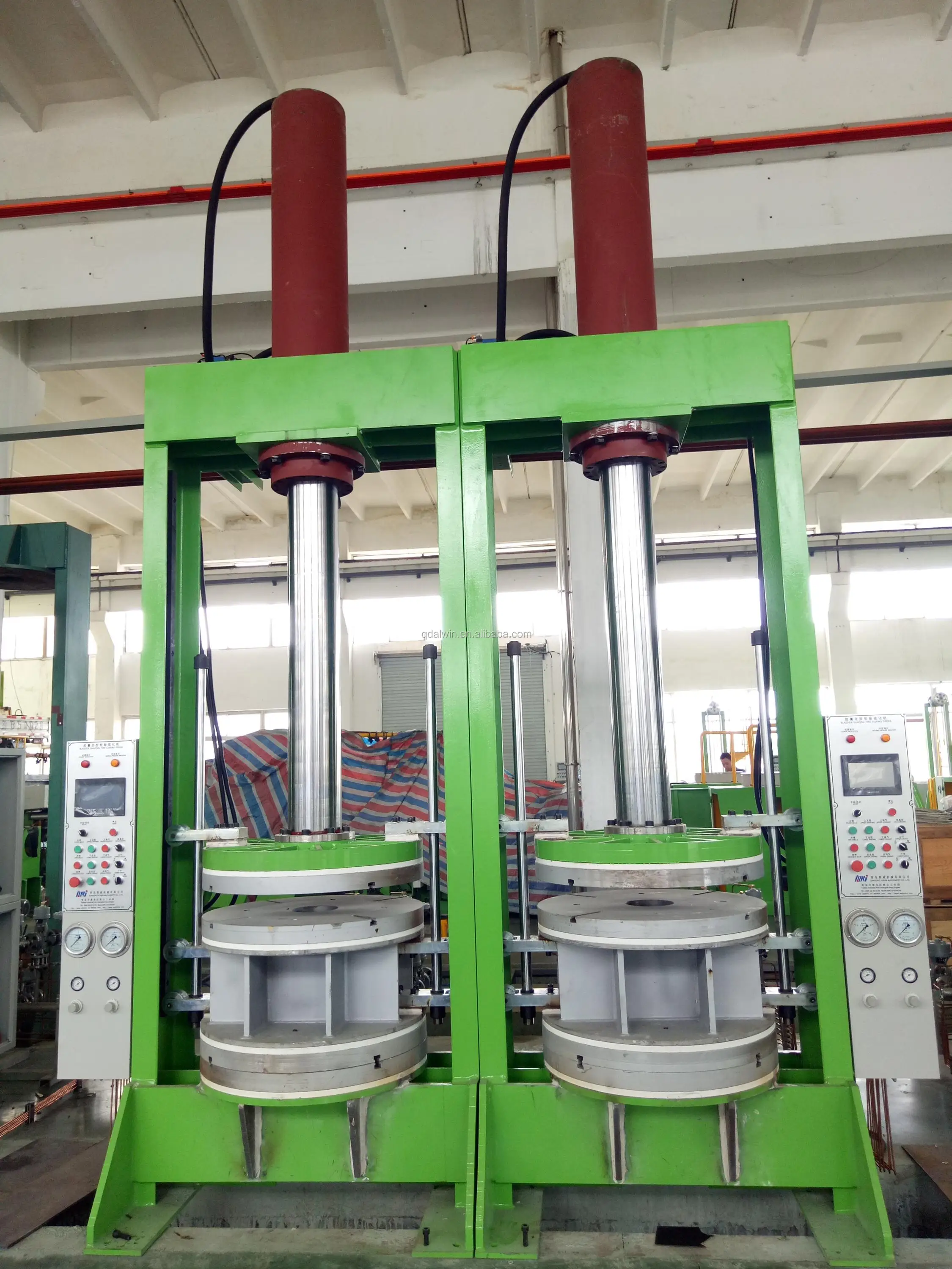 Bladder Shaping Bom Motorcycle Tire Curing Press Vulcanizing Machine ...