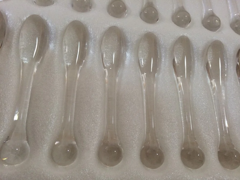 Clear Acrylic Spatula - Perfect for Facial Creams & Makeup