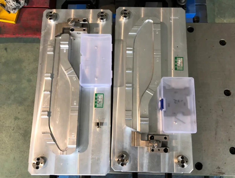 Automotive Rear Triangular Quarter Window Glass Encapsulation With ...