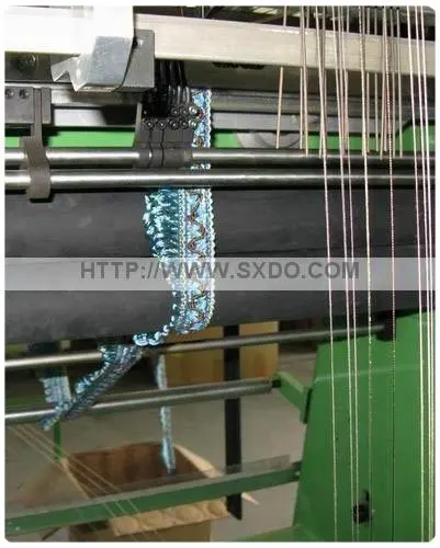 SGD-950 Trimming Lace Crochet Machine - Precision & Quality