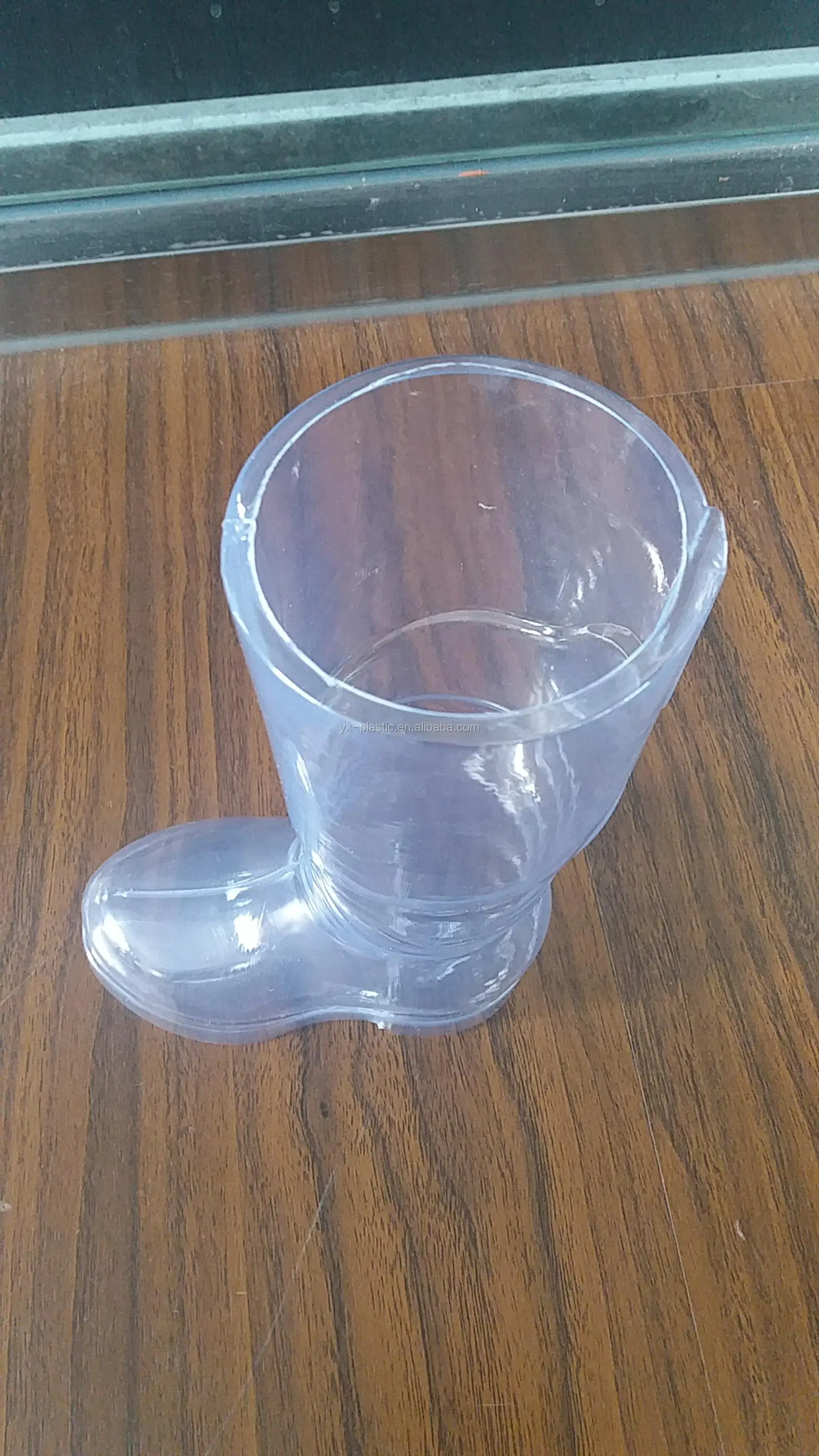 28oz Personalized Cowboy Plastic Beer Boots - Perfect for Parties