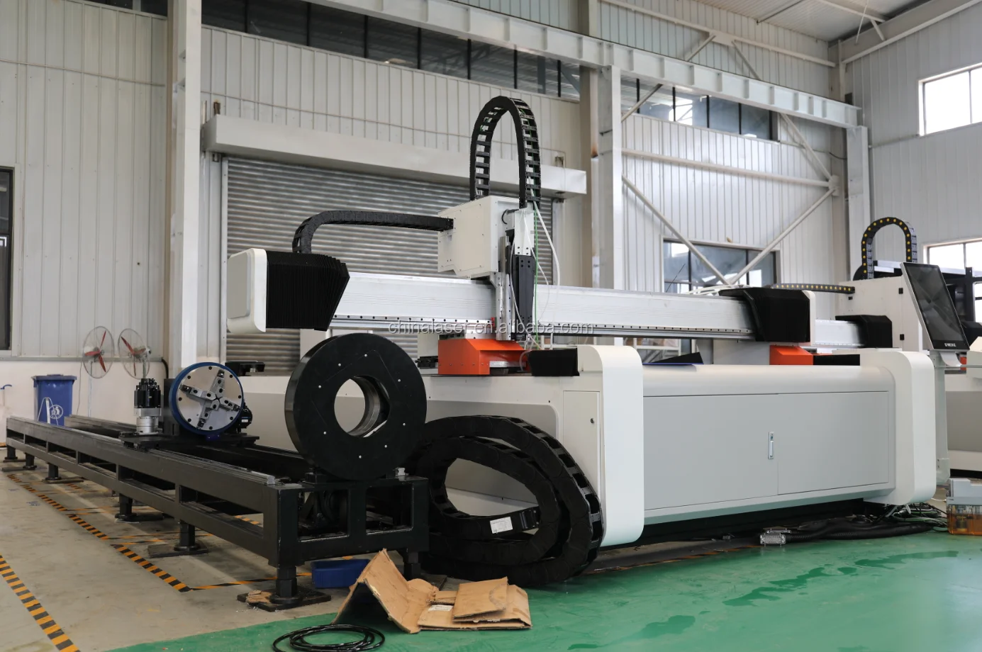 Gweike 1500W Fiber Laser Cutter for Sheet Metal and Tube Cutting ...