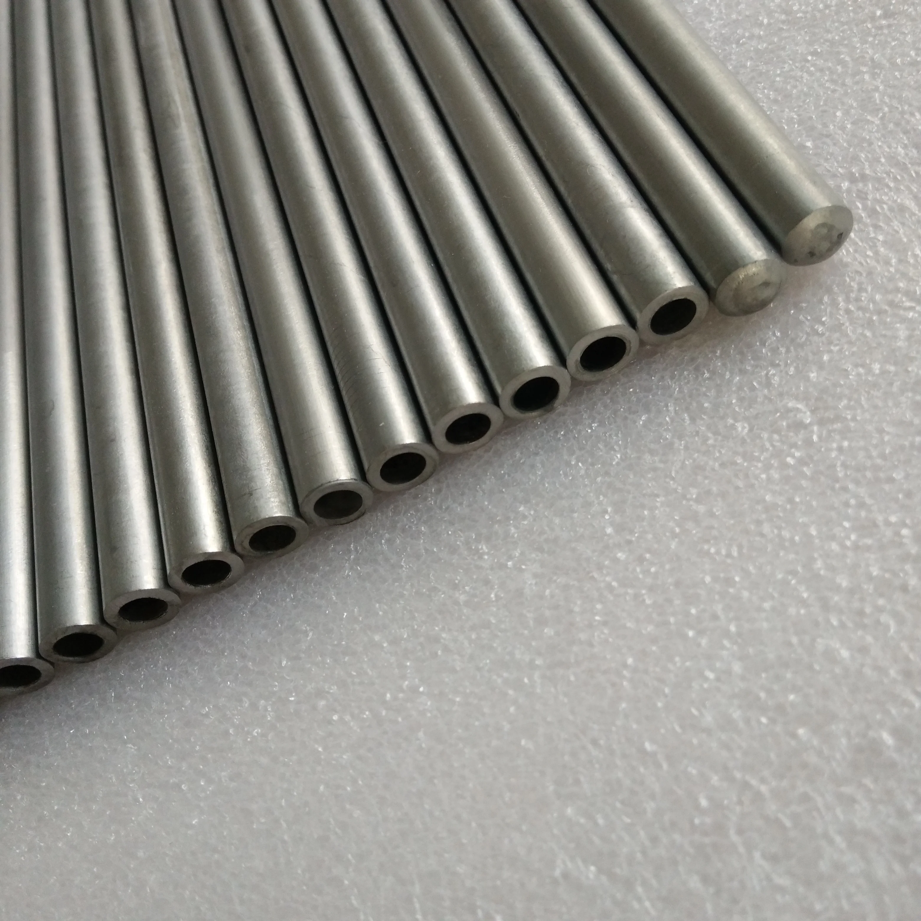 Molybdenum Mo Tube for Thermocouple Protection - Customized